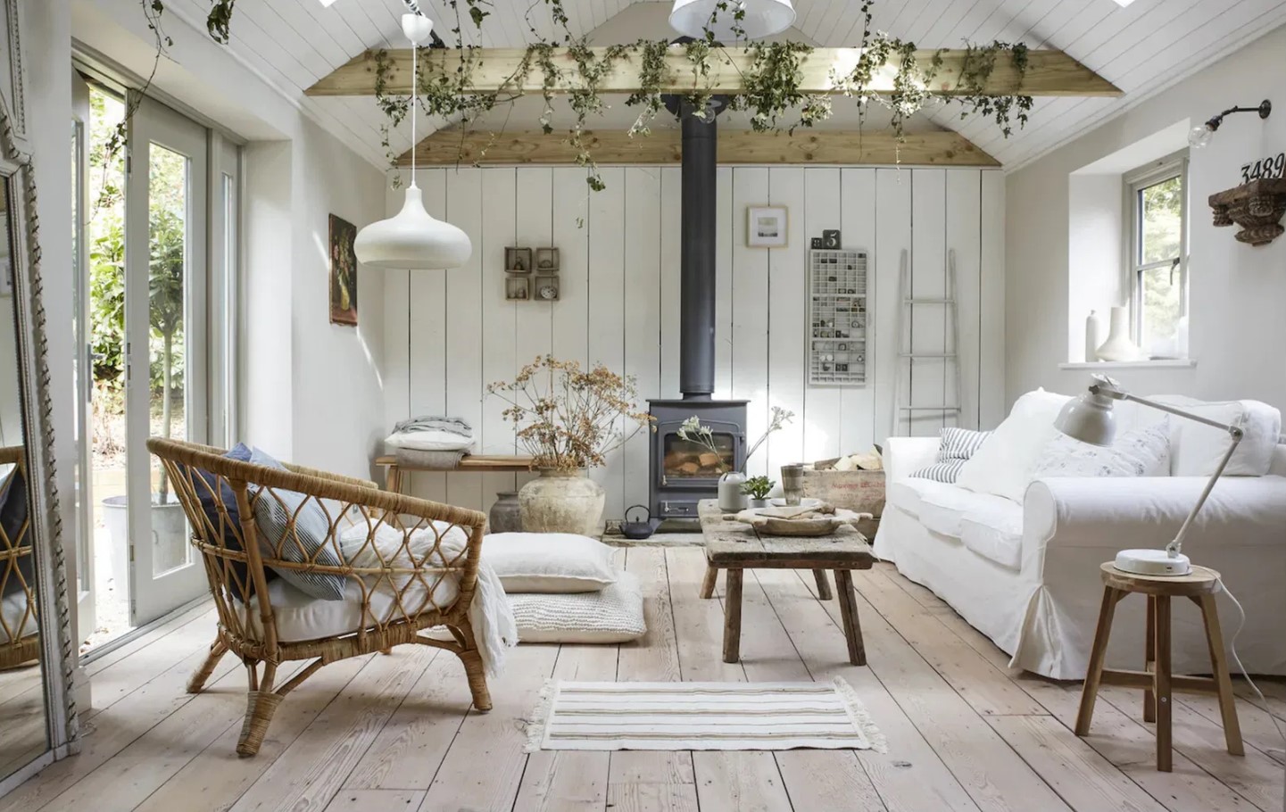 The best sofas to achieve a farmhouse living room | Comfort Works Blog ...